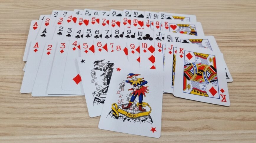How To Play Go Fish With Regular Cards - Table Games Hub